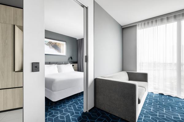 Vibe Hotel Melbourne Docklands | TFE Hotels