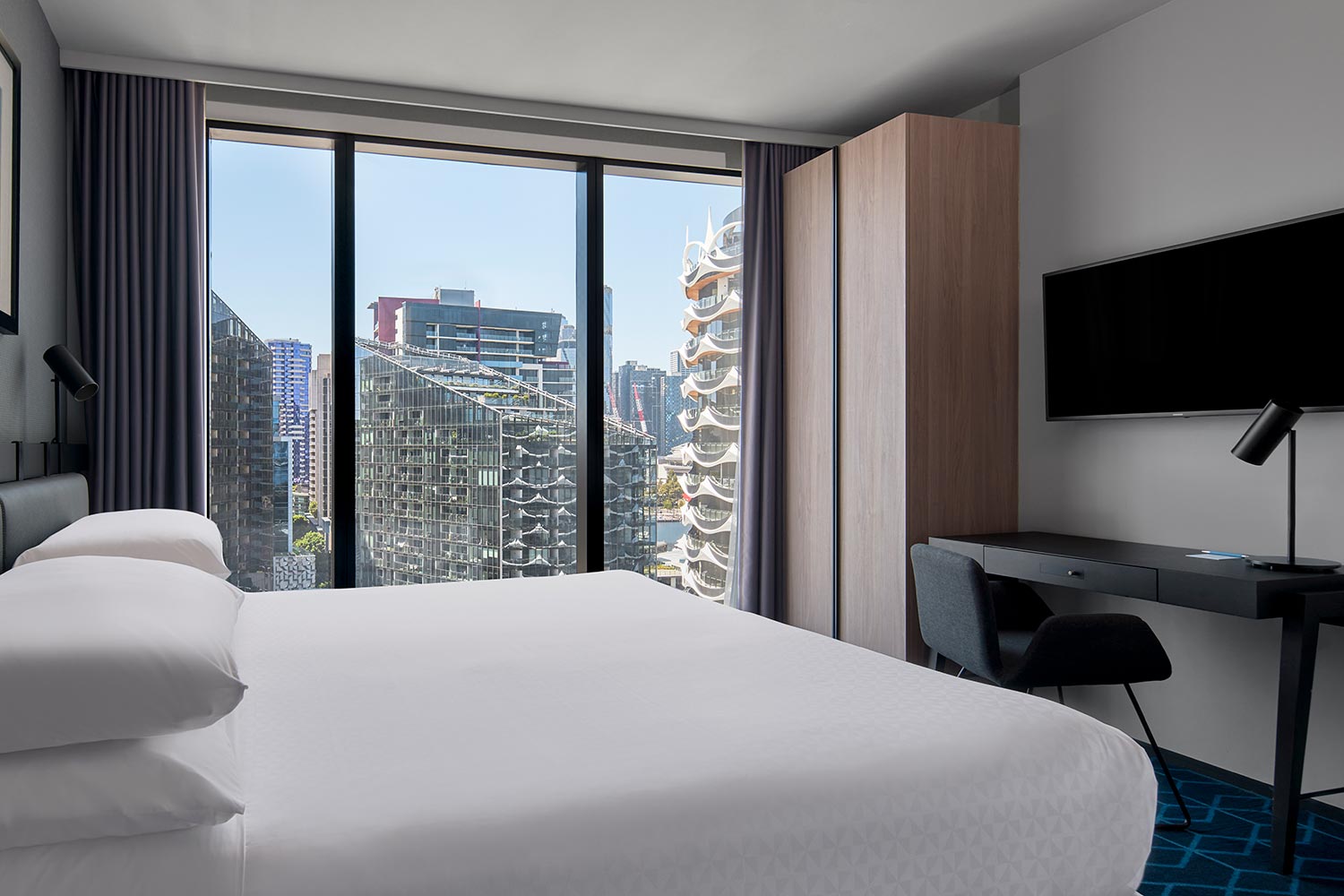 Vibe Hotel Melbourne Docklands | TFE Hotels